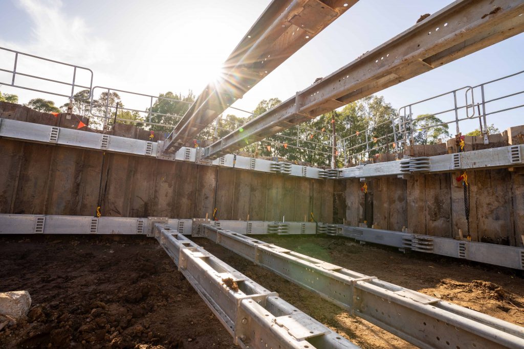 Shore Brace 400 Hydraulic Bracing System For Hire