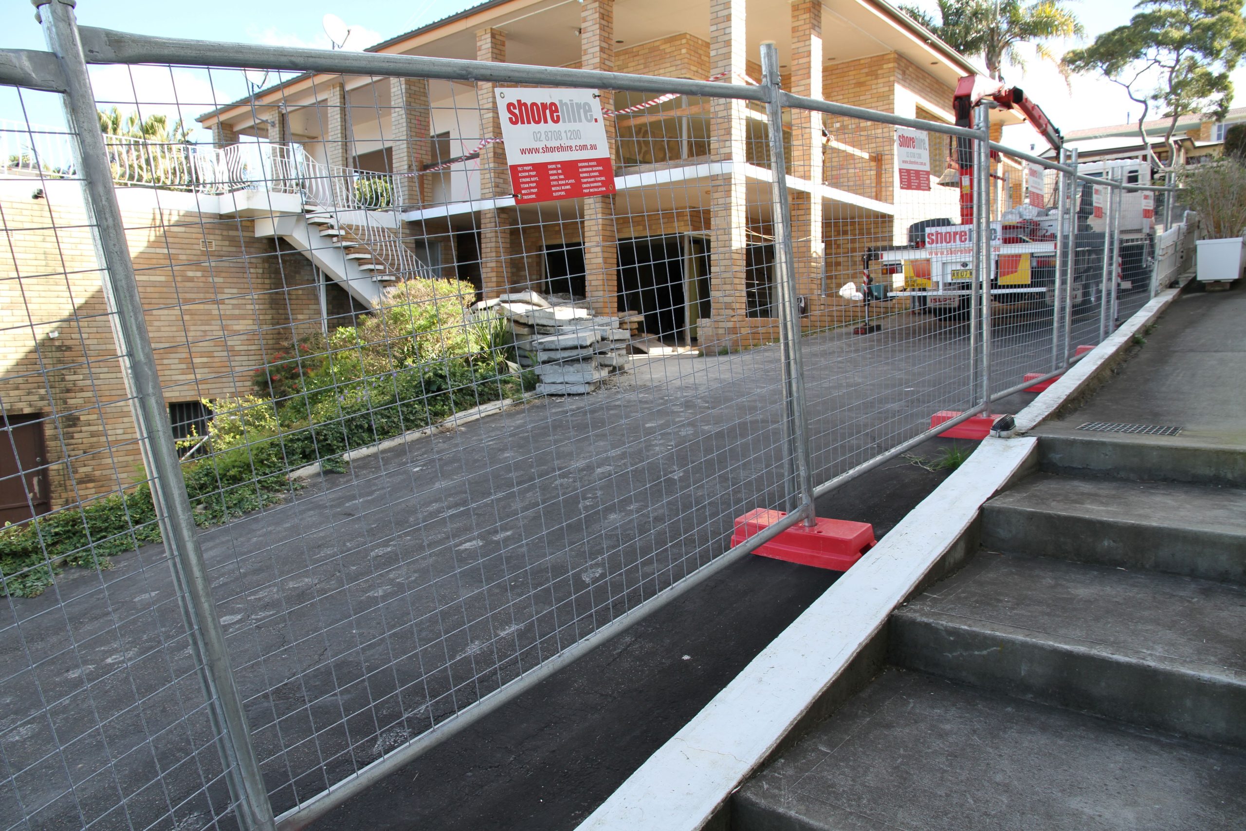 Hire Temporary Fencing Melbourne Brisbane Sydney Adelaide