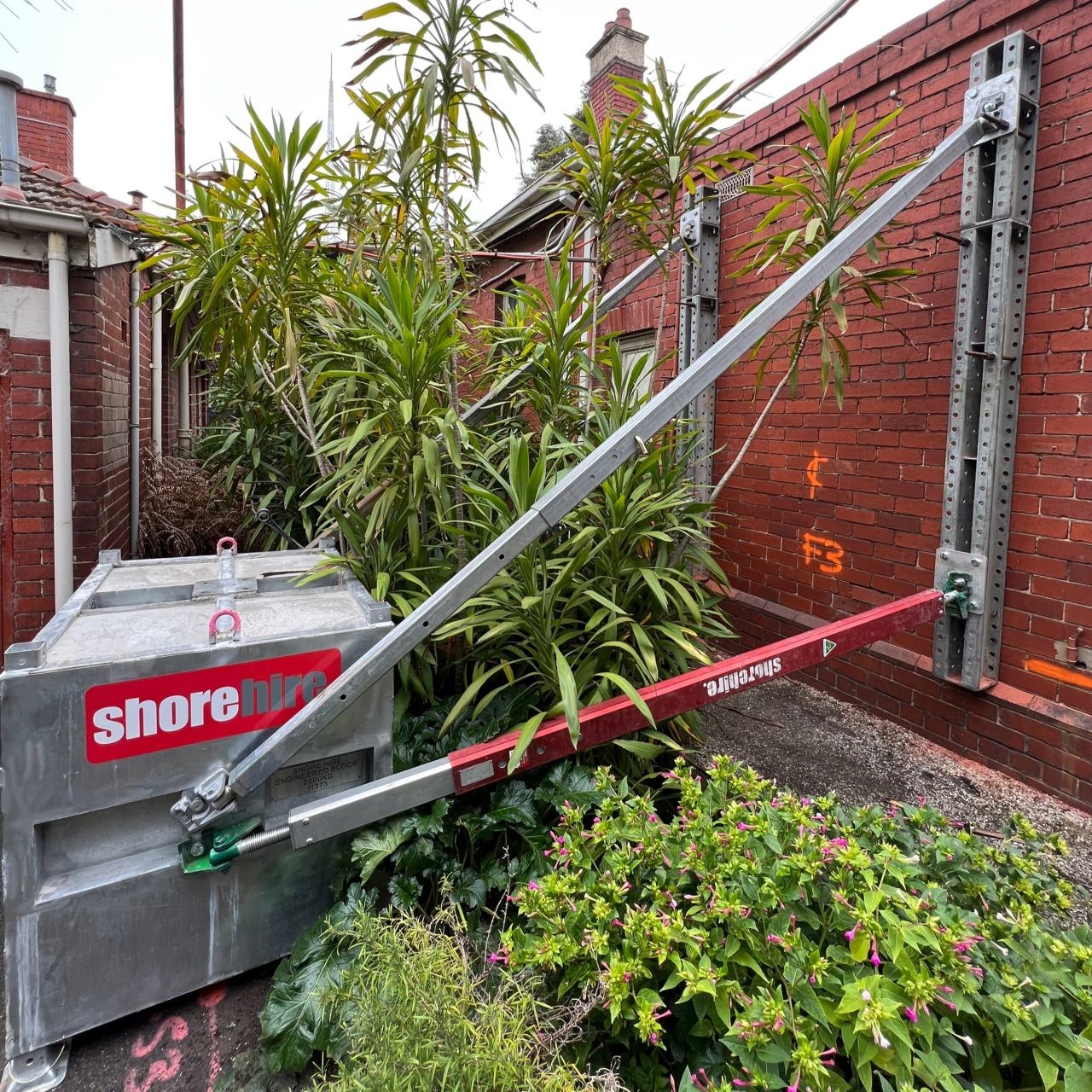 Engineered Blocks and Strong Backs for Facade Retention - Melbourne ...
