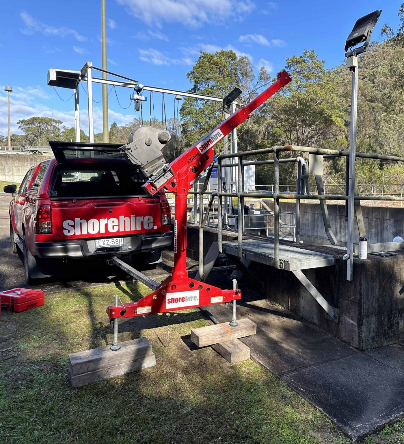 Hire Davit Arm Trailer Hitch Mount Brisbane Melbourne Sydney